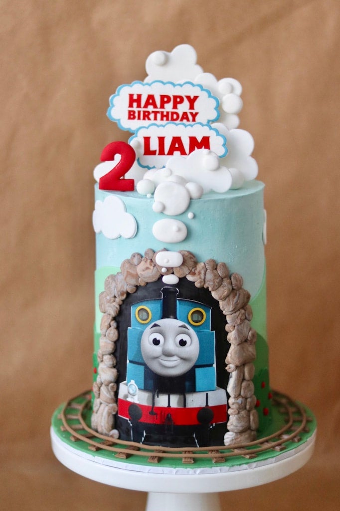 thomas tank cake